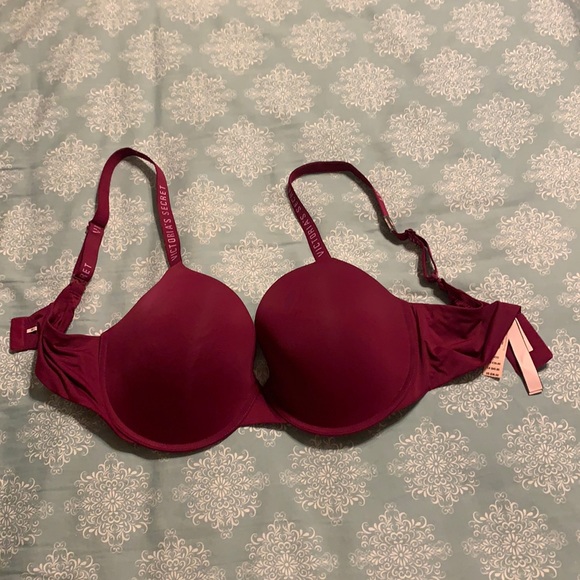 Victoria's Secret | Intimates & Sleepwear | Brand New With Tags Lightly ...